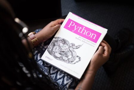 Best Books for Learning Python in 2025 - The Holborn Mag